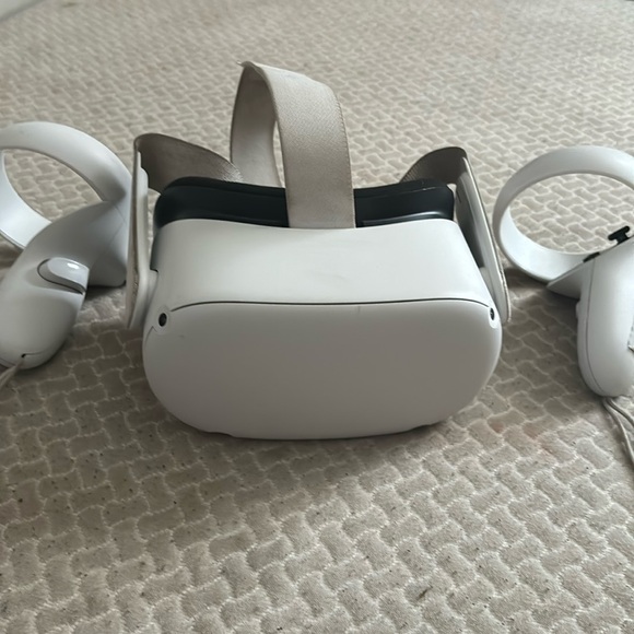 VR, AR & Accessories | Oculus Quest 2 Size Adjusts | Poshmark